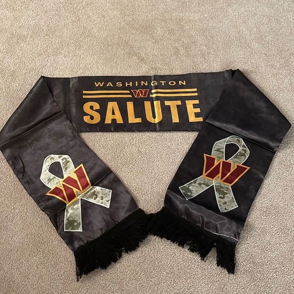 NFL | Accessories | Washington Commanders Salute To Service Sga Scarf ...